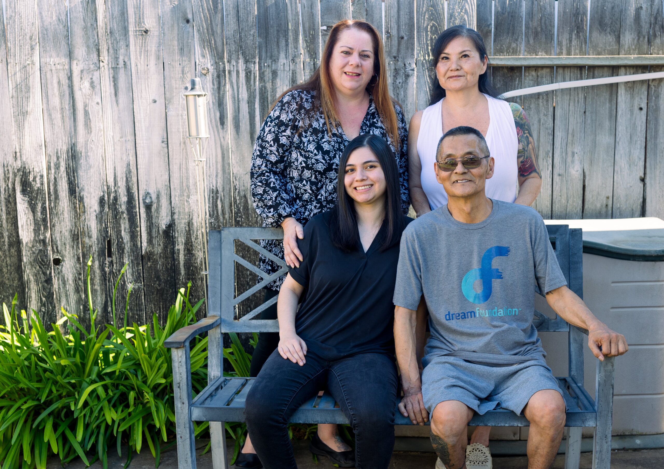 A Powerful Family Reunion for a Veteran Hospice Patient - We Honor Veterans